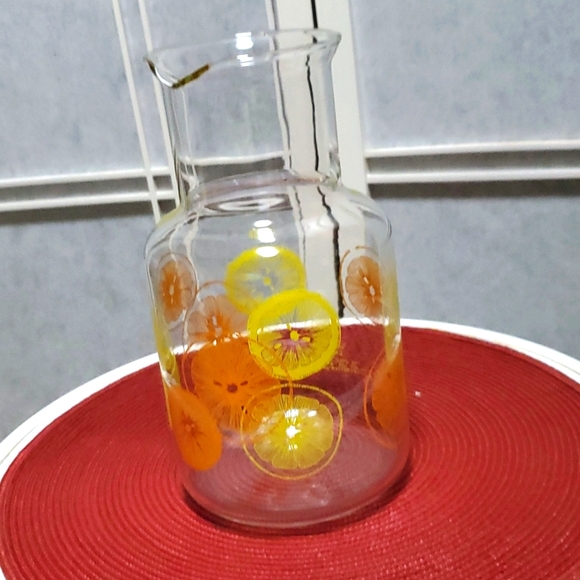 Pyrex | Kitchen | Vintage Pyrex Glass Citrus Pitcher | Poshmark
